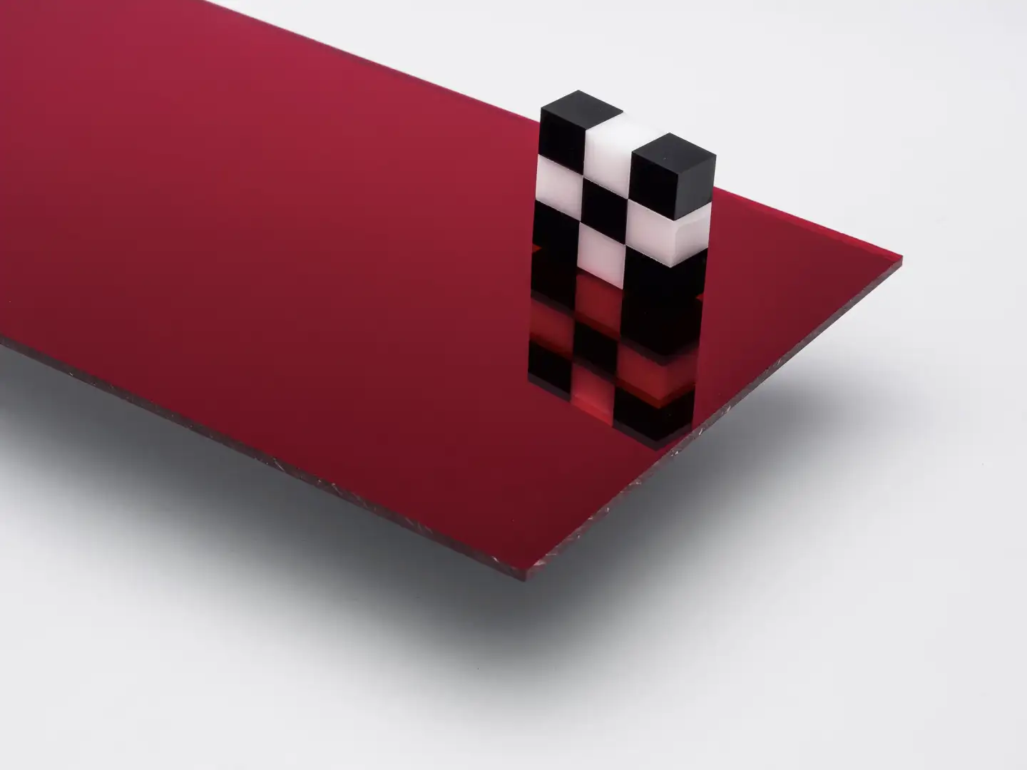 Red Mirror Acrylic - (1220 x 2440 MM) - UNICO Co. Estore